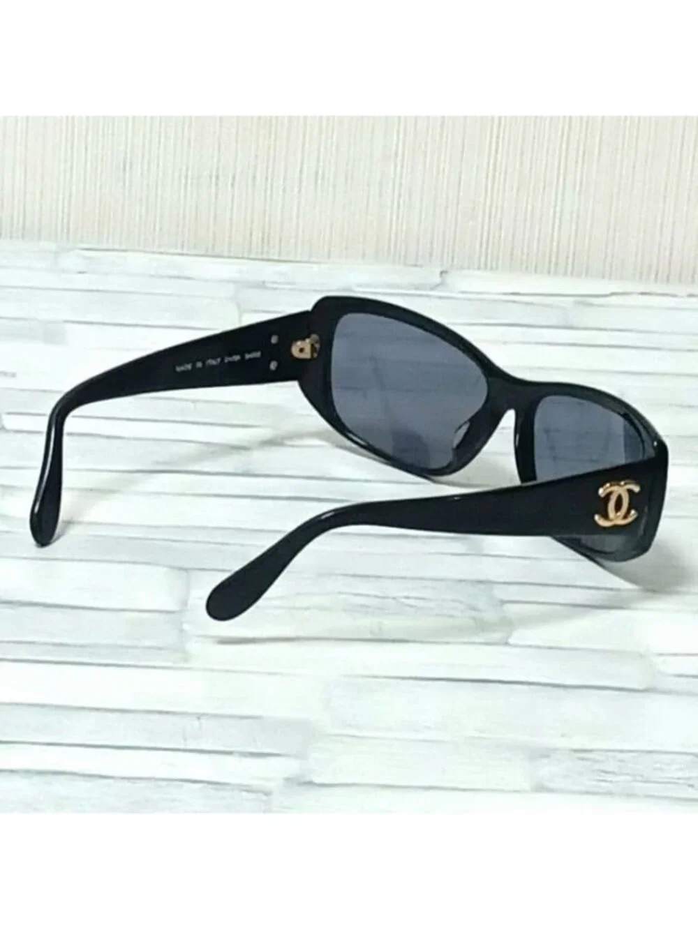 CHANEL | Accessories | Sold Chanel Sunglasses Black Cc Logo Gold ...